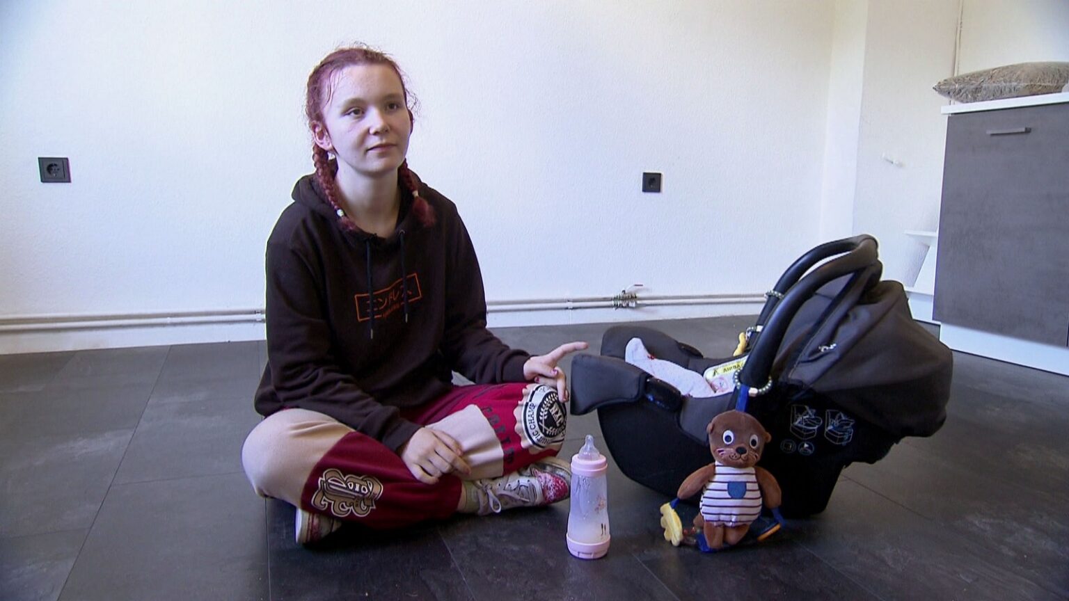 "Hartz Rot Gold": Michelle will mit arbeitsloser Cousine Lisa tauschen!