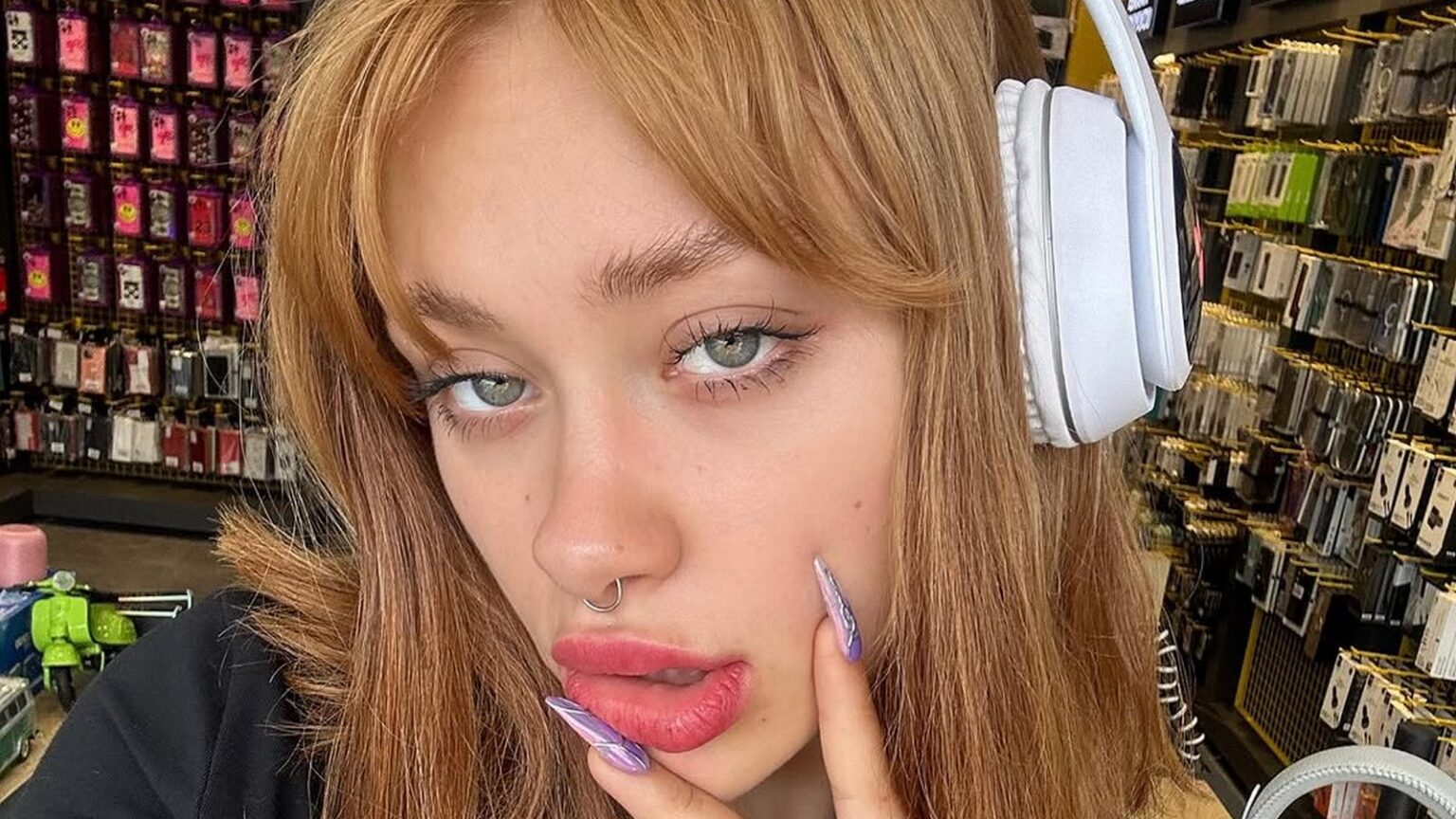 Wurde Maria Kovalchuk als Sex-Sklavin missbraucht? Zähne von OnlyFans ...